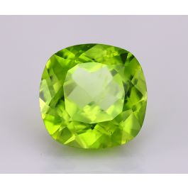 Buy the Finest Peridot on Planet earth Online at Gemstoneuniverse